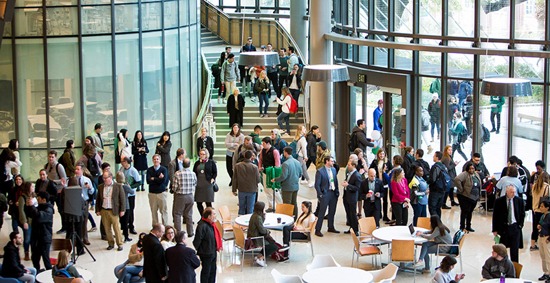 School of Business extends New Orleans-style welcome | Tulane News